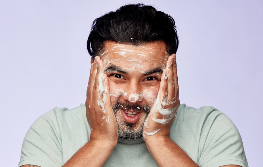Facial Masks for Men that Help with Healthy and Glowing Skin – ZeeBooth